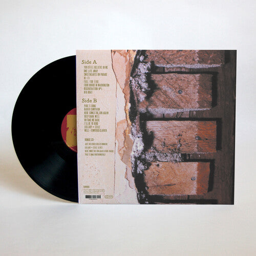 M. Ward: Transistor Radio – Victrola